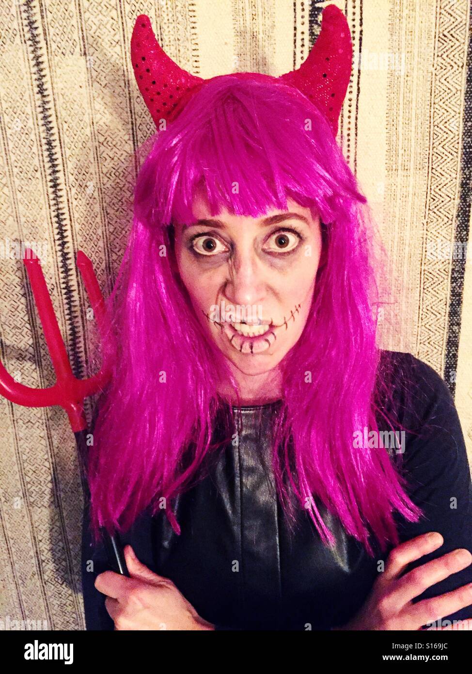 Evil woman face hi-res stock photography and images - Alamy