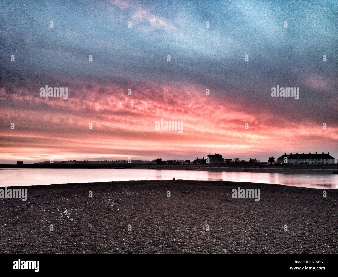Sunset over the river Deben estuary, Felixstowe Ferry, Suffolk, UK ...
