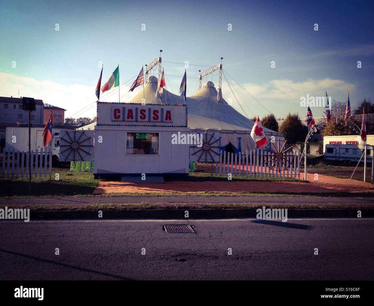 Italian circus hi-res stock photography and images - Alamy