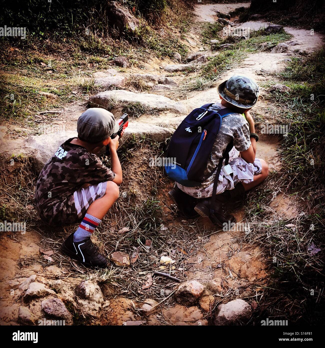 Kid soldier hi-res stock photography and images - Alamy