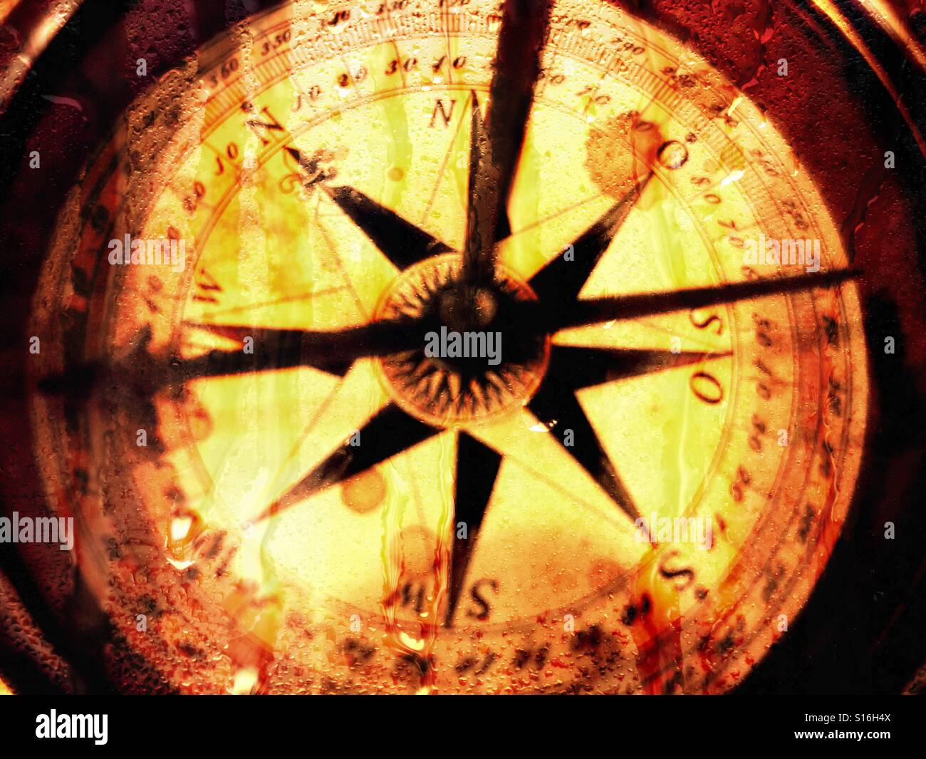 Rusty compass hi-res stock photography and images - Alamy