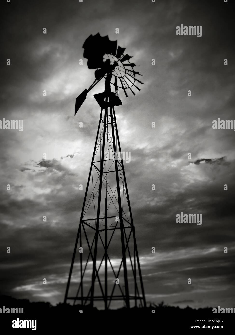 Grey windmill hi-res stock photography and images - Alamy