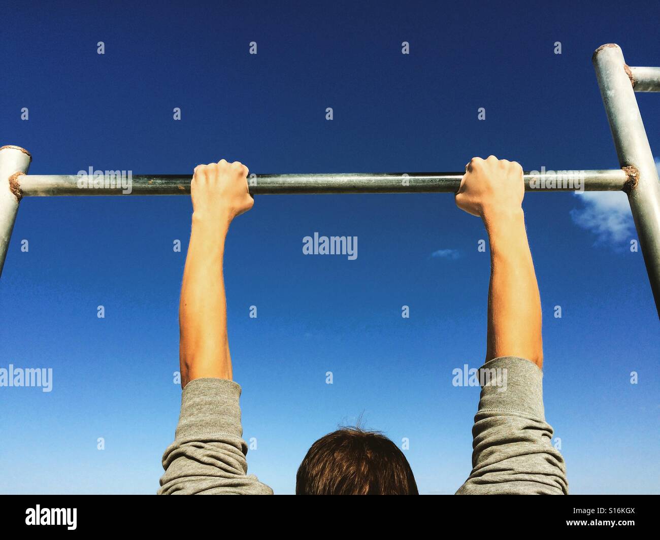 Muscle horizontal hi-res stock photography and images - Alamy