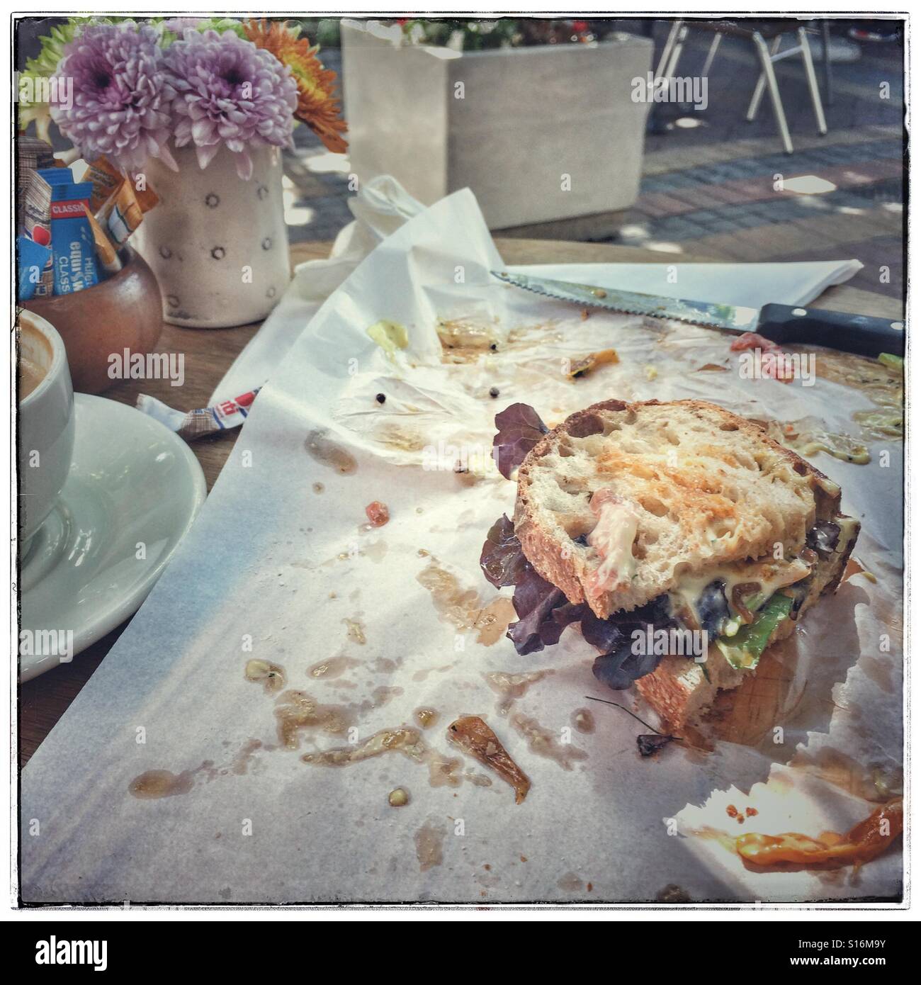Half eaten sandwich hi-res stock photography and images - Alamy
