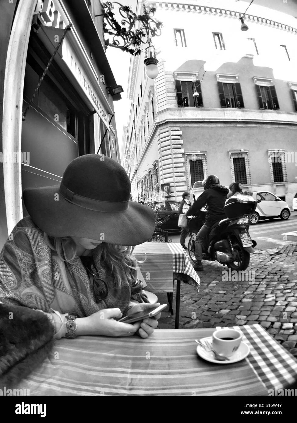 Coffee shop rome hi-res stock photography and images - Alamy