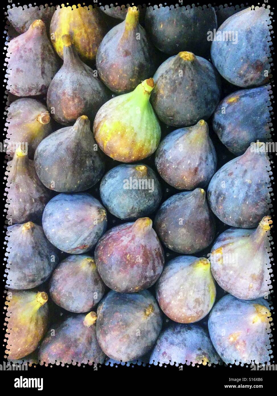 Figs for sale Stock Photo - Alamy