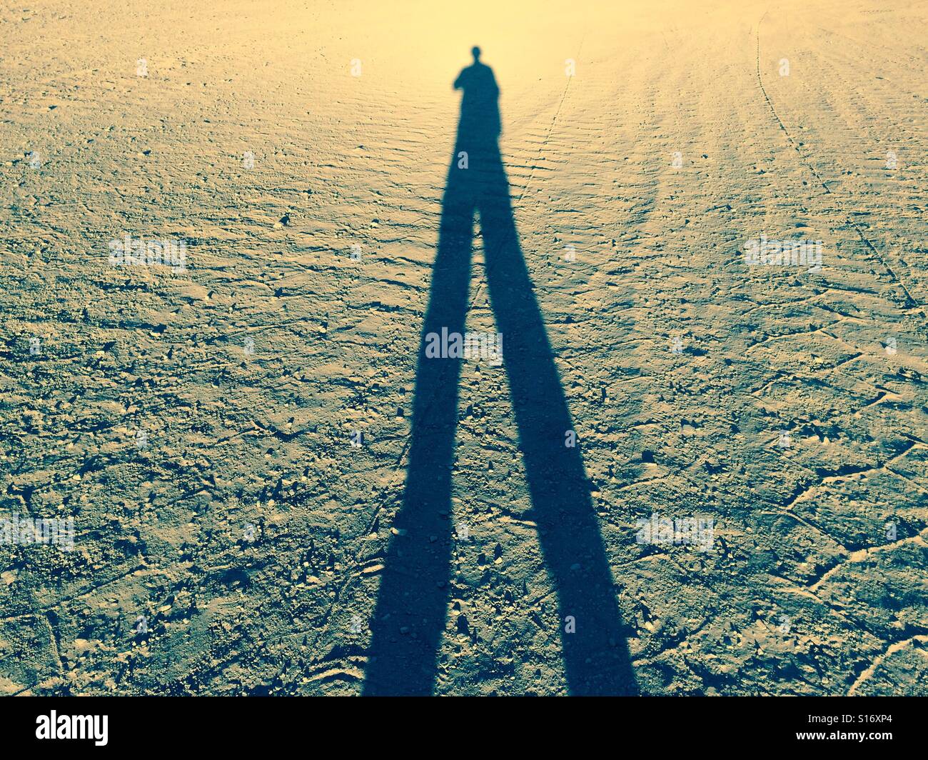 Shadow on desert hi-res stock photography and images - Alamy