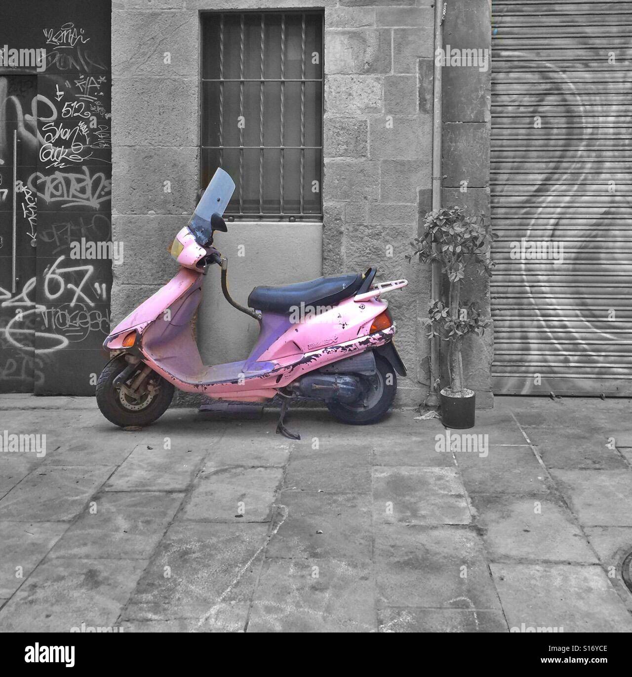 Black pink scooter hi-res stock photography and images - Alamy