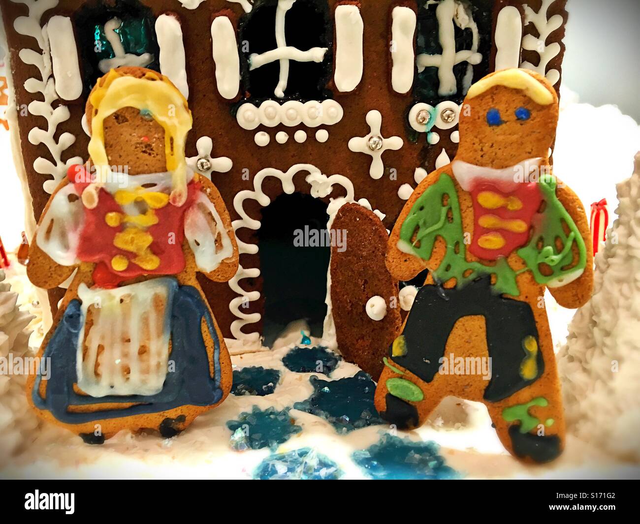 Gingerbread man house hi-res stock photography and images - Alamy