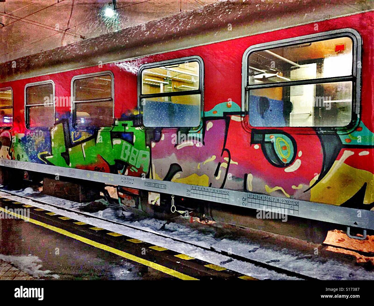 Train colors hi-res stock photography and images - Alamy