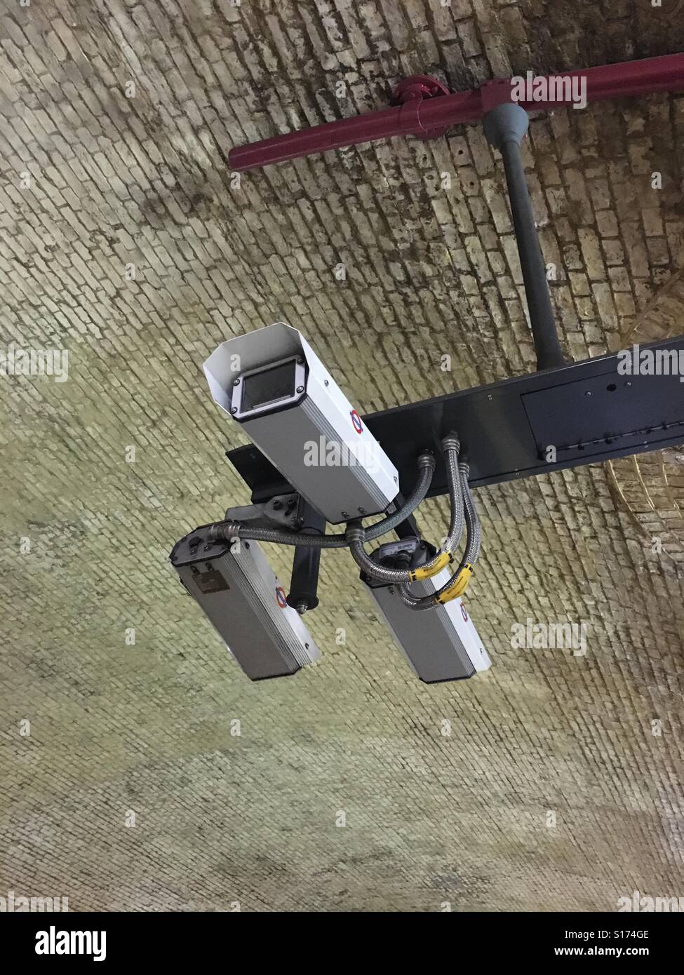Cctv london underground hi-res stock photography and images - Alamy