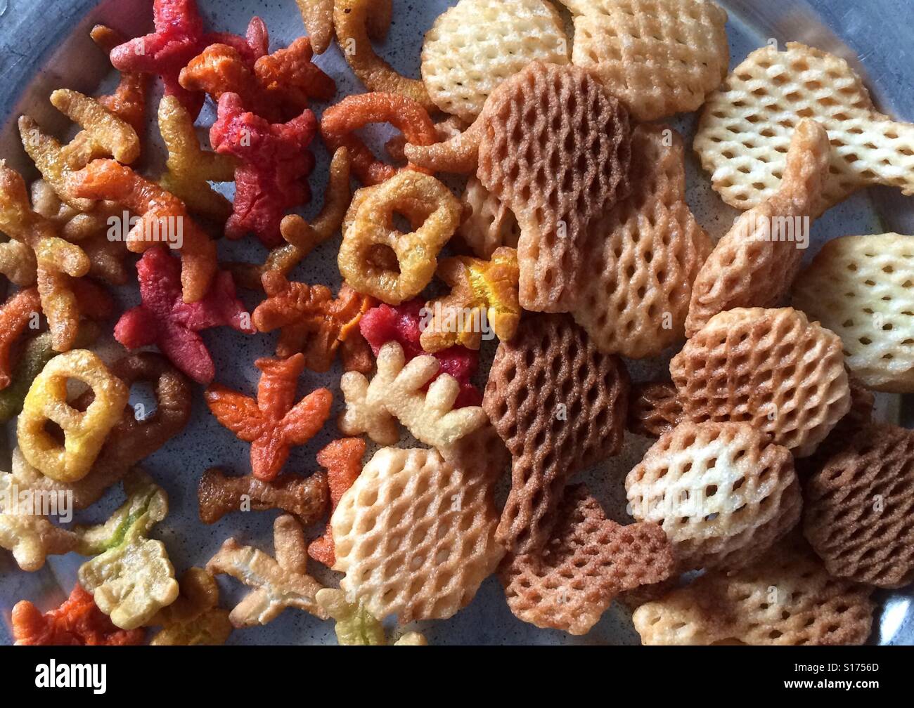 Crunchy snacks hi-res stock photography and images - Alamy