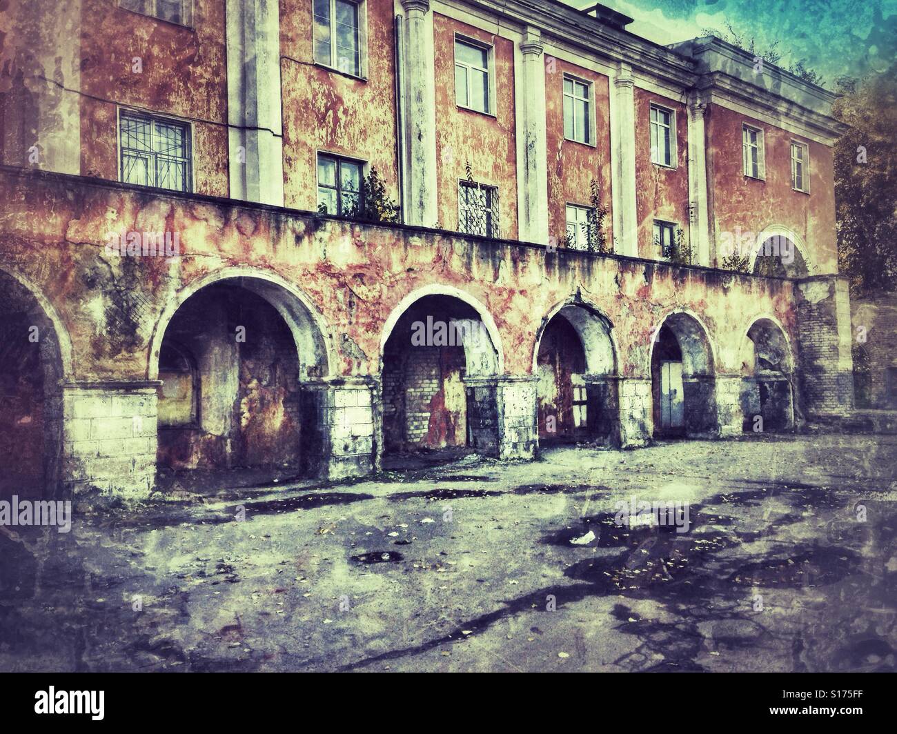 Creepy abandoned buildings hi-res stock photography and images - Alamy