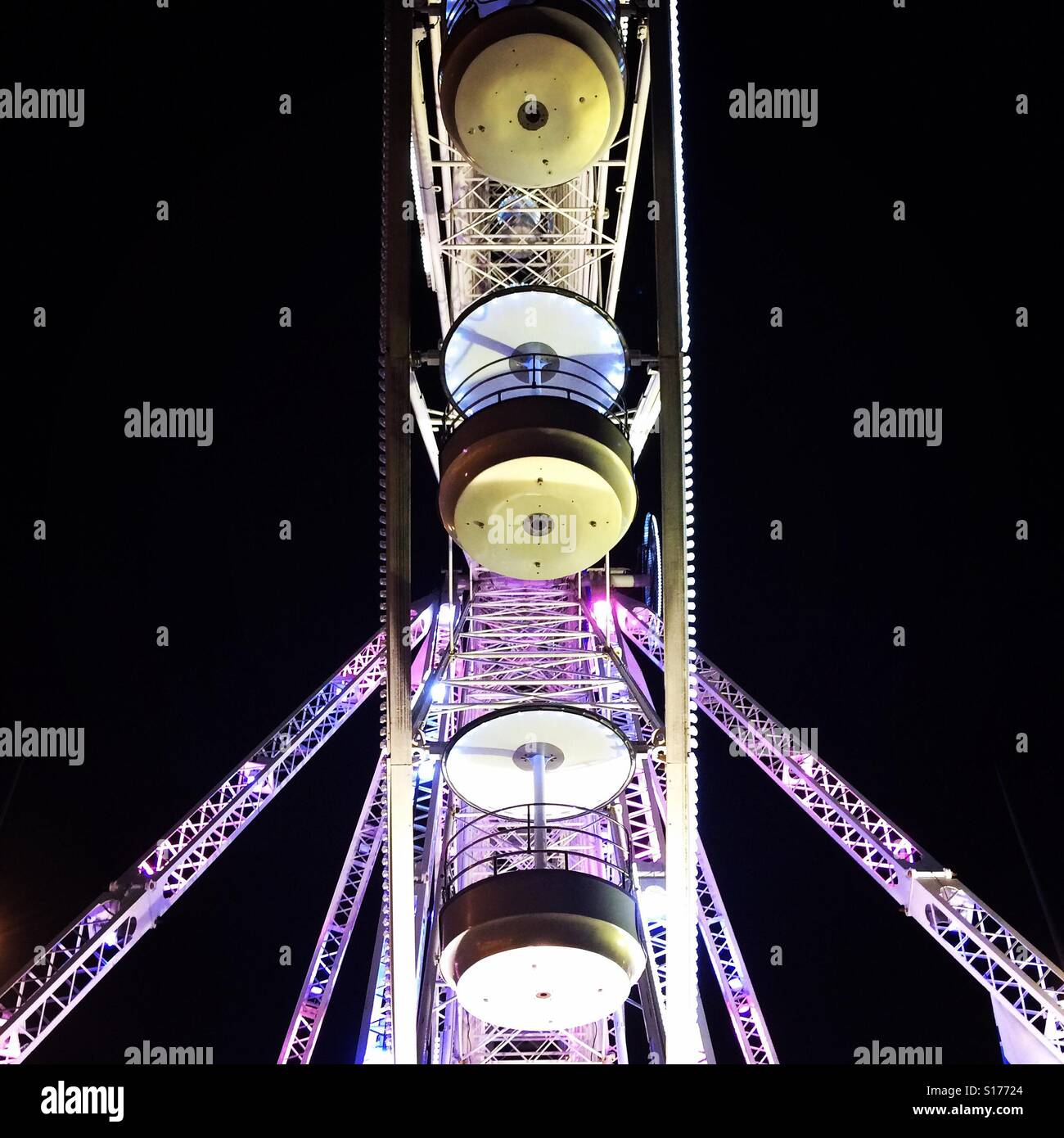 Look wheel hi-res stock photography and images - Alamy