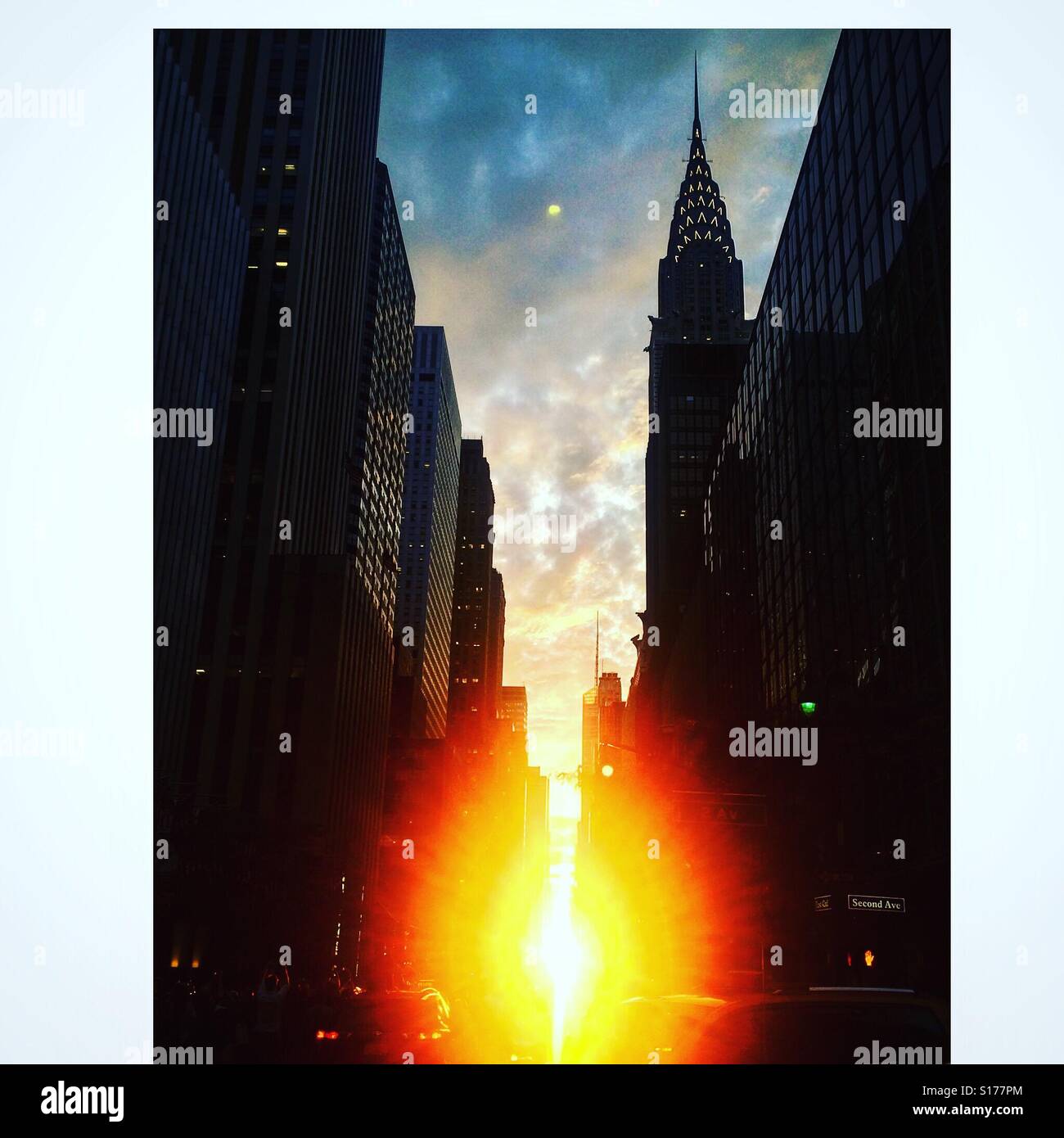 Manhattan henge hi-res stock photography and images - Alamy