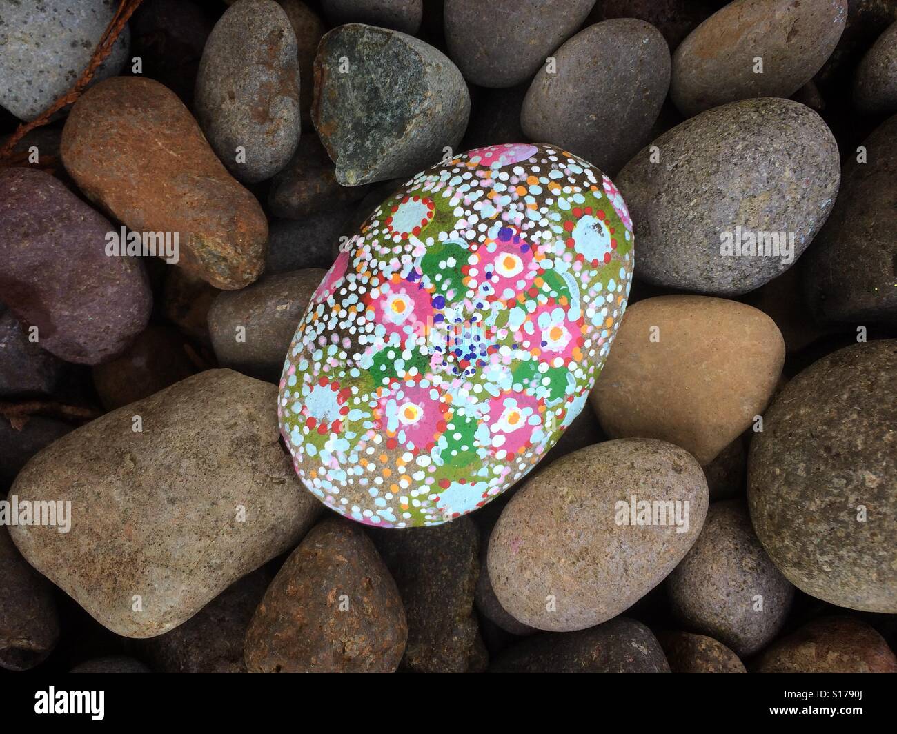 Decorated stones hi-res stock photography and images - Alamy