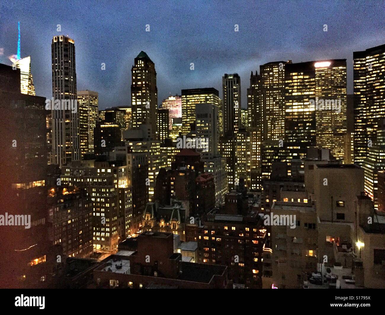 Midtown Manhattan skyline at dusk, NYC USA Stock Photo - Alamy