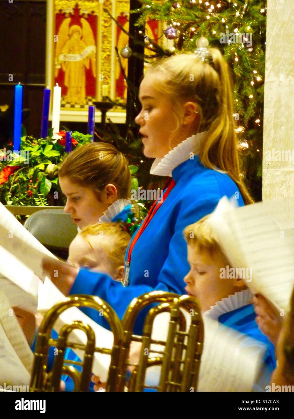 Carol service hi-res stock photography and images - Alamy