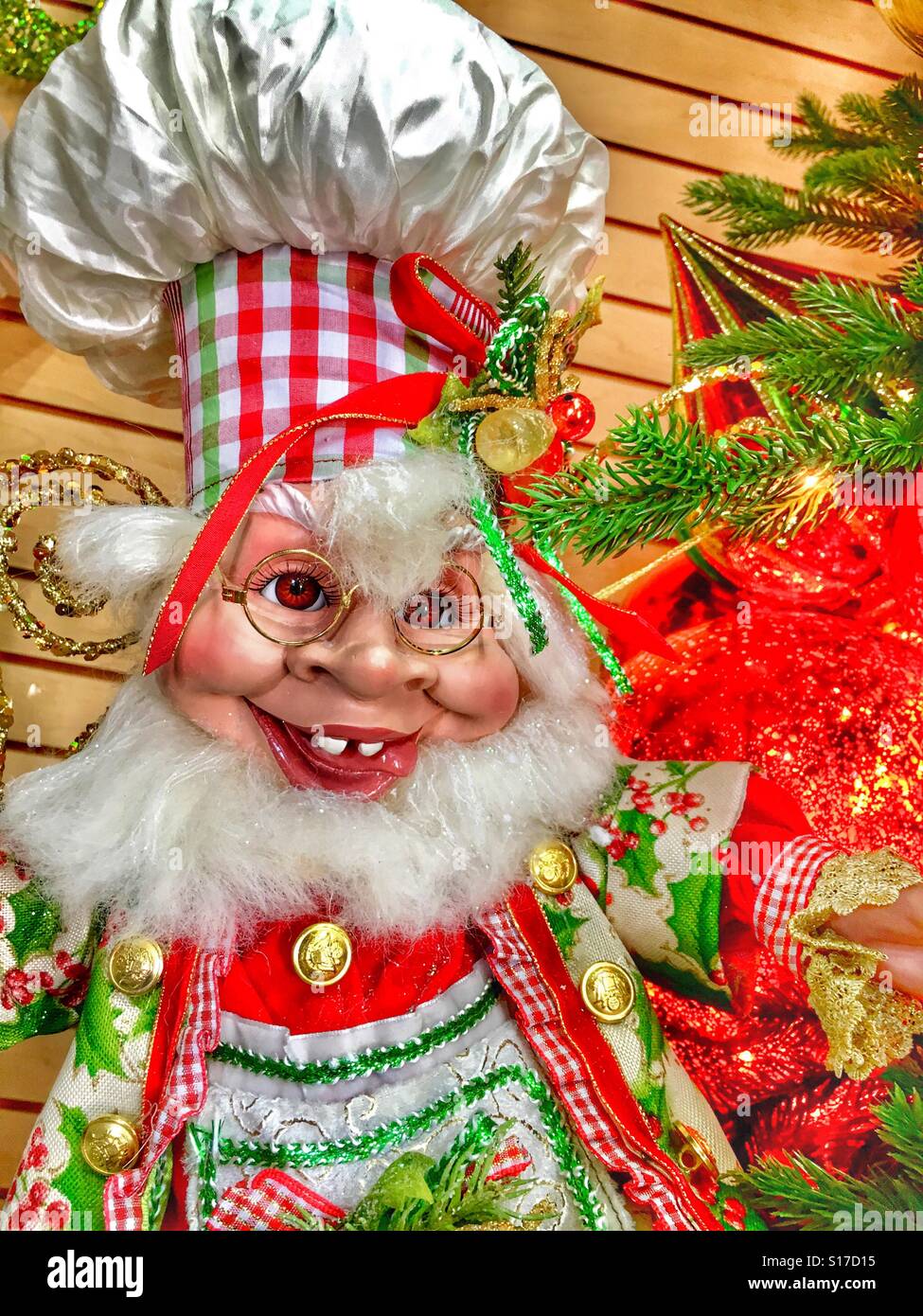 Santas elves hi-res stock photography and images - Alamy