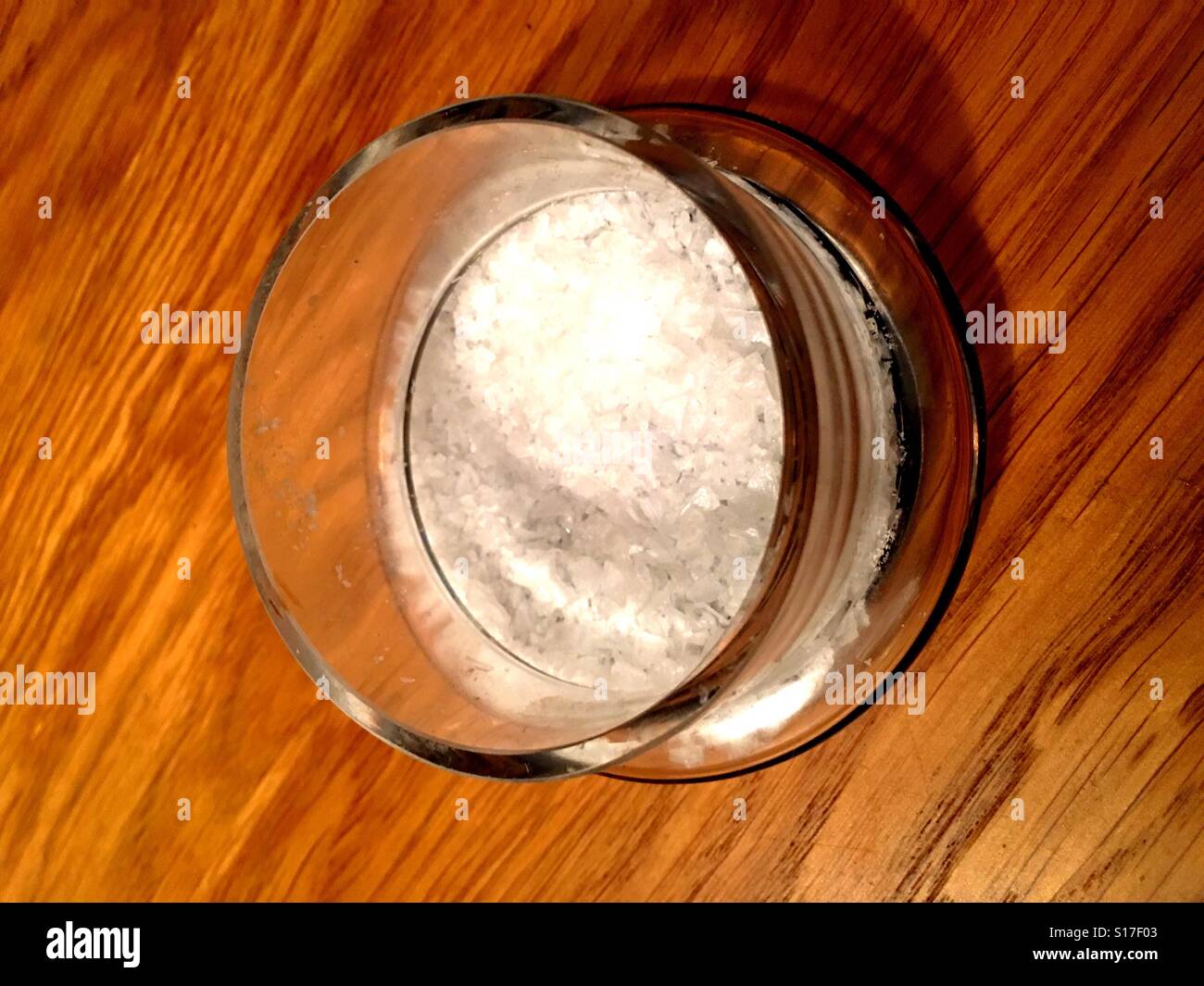 Table salt hi-res stock photography and images - Alamy