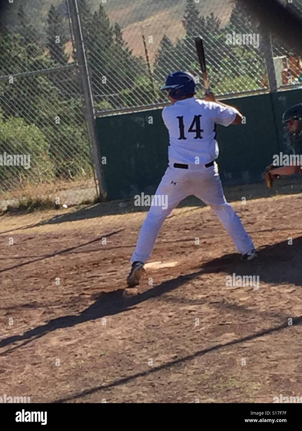 Hitting baseball hi-res stock photography and images - Alamy