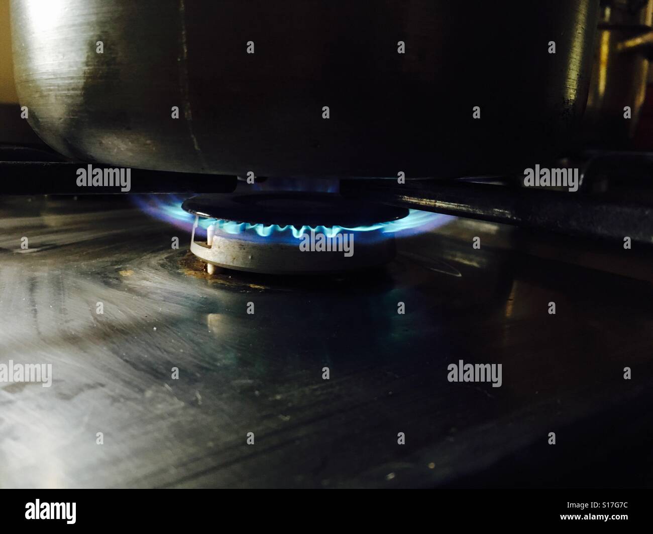 Cooking on a gas cooker Stock Photo - Alamy