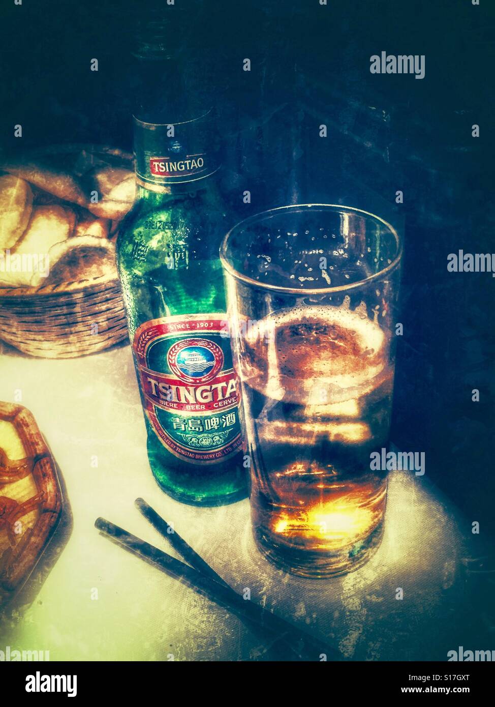 Chinese beer hi-res stock photography and images - Alamy