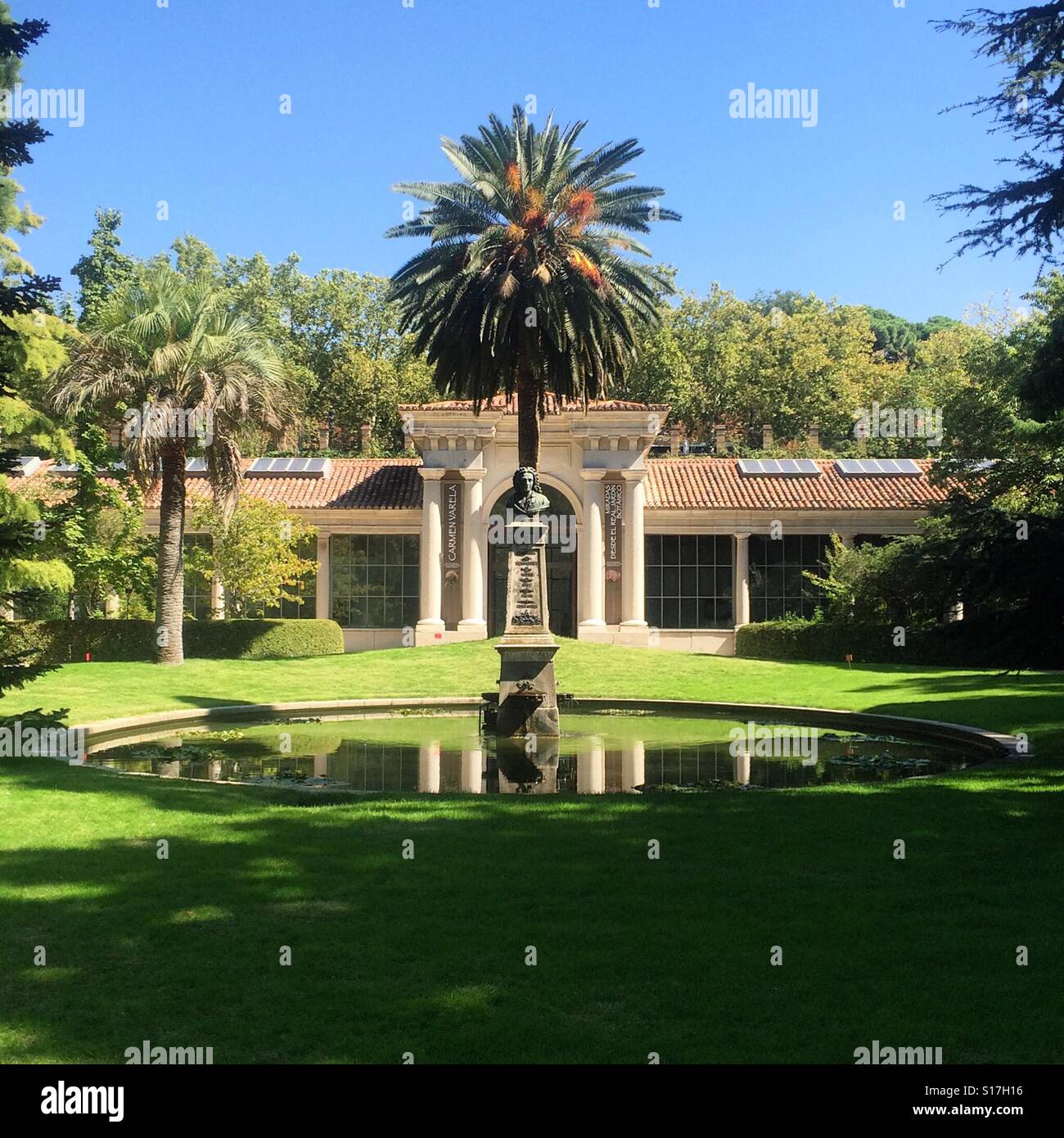 Botanical gardens of madrid retiro park hi-res stock photography and ...