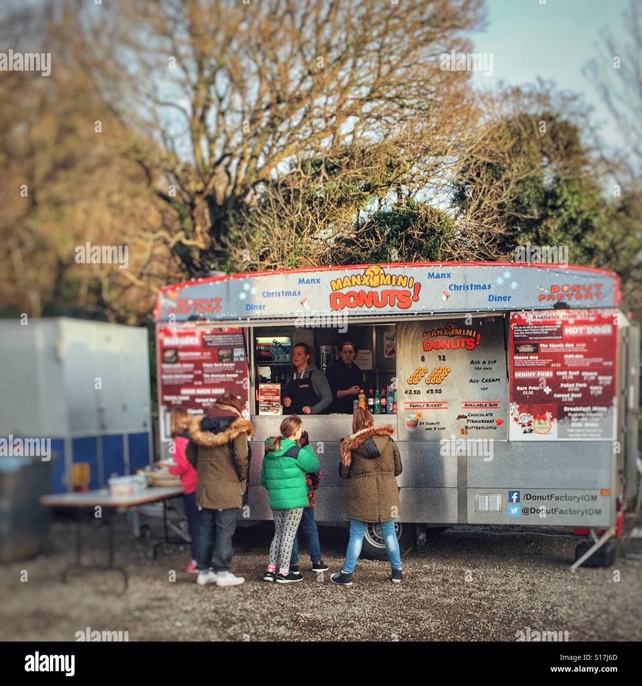 Parked food van hi-res stock photography and images - Alamy