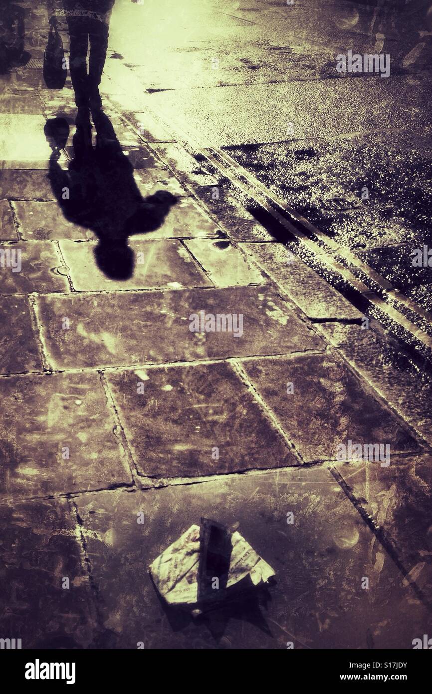 Shadowy Figure Stock Photos & Shadowy Figure Stock Images - Alamy