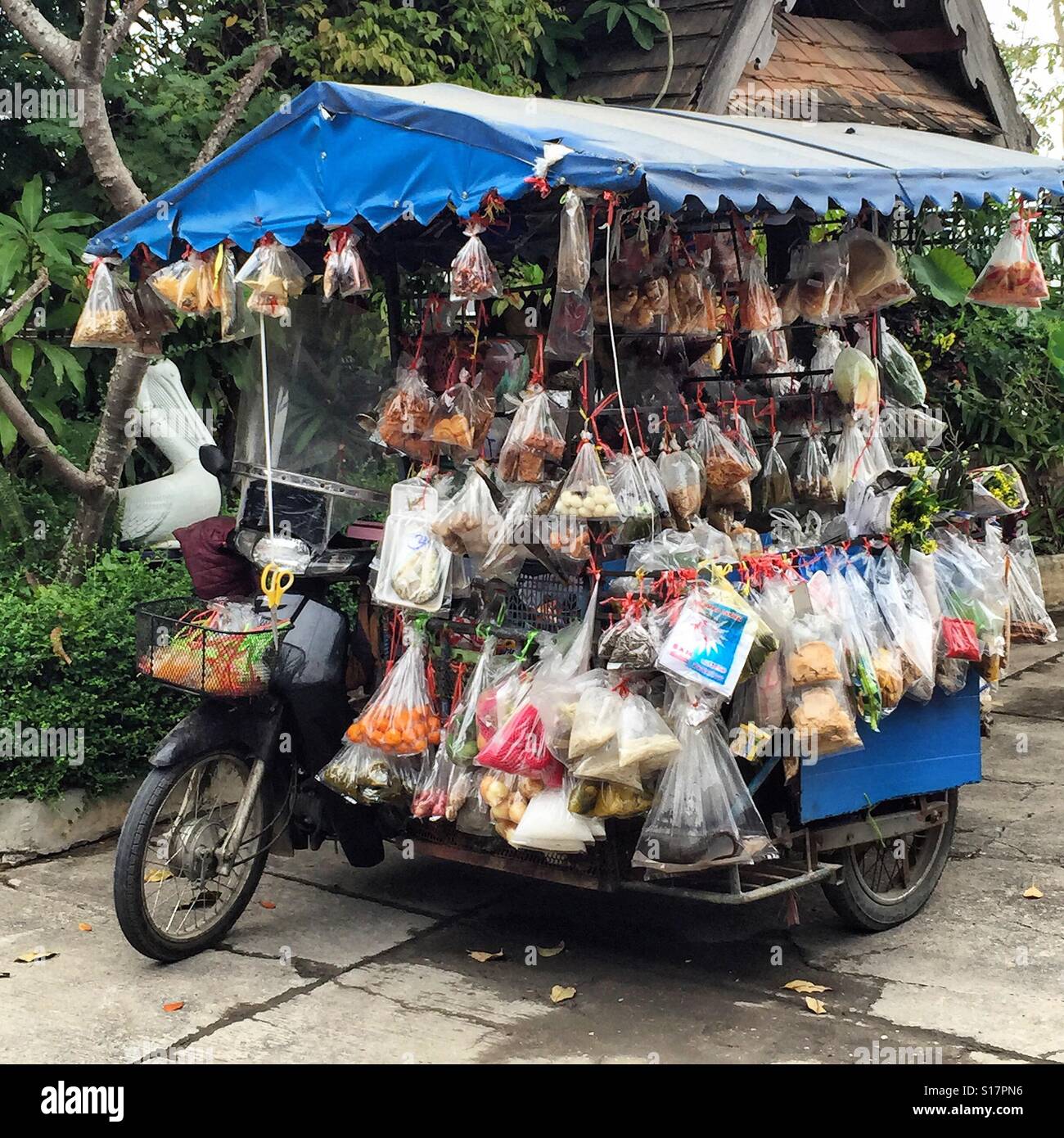 Rural market hi-res stock photography and images - Alamy