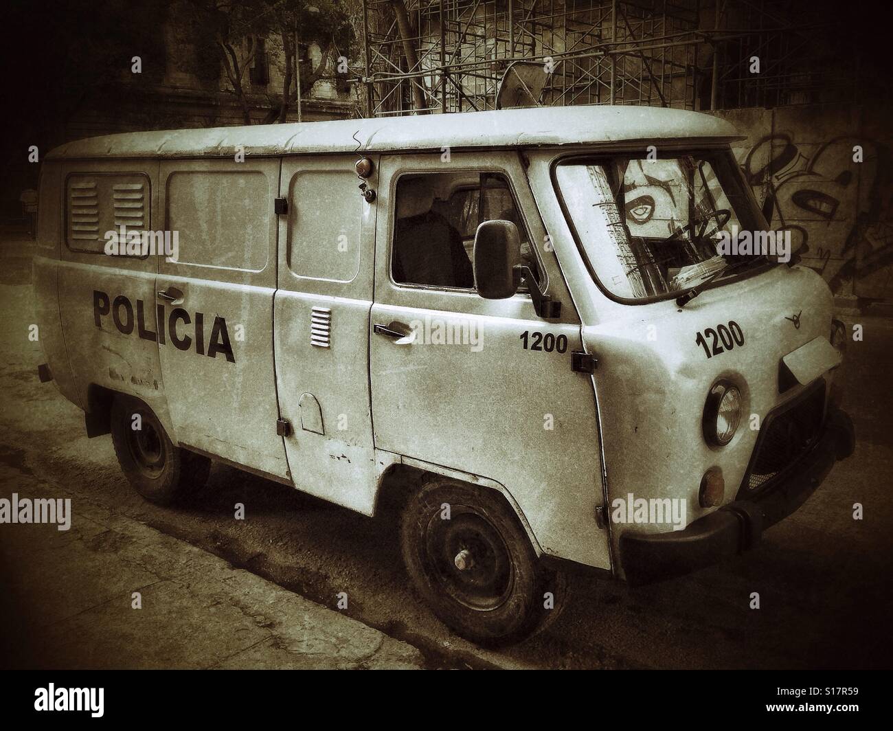 Van van cuba hi-res stock photography and images - Alamy