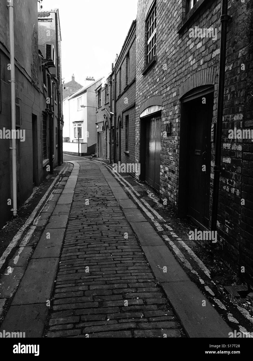 Cobbled backstreet hi-res stock photography and images - Alamy