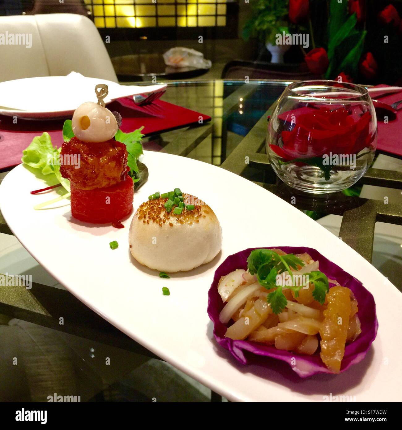 Contemporary chinese cuisine hi-res stock photography and images - Alamy