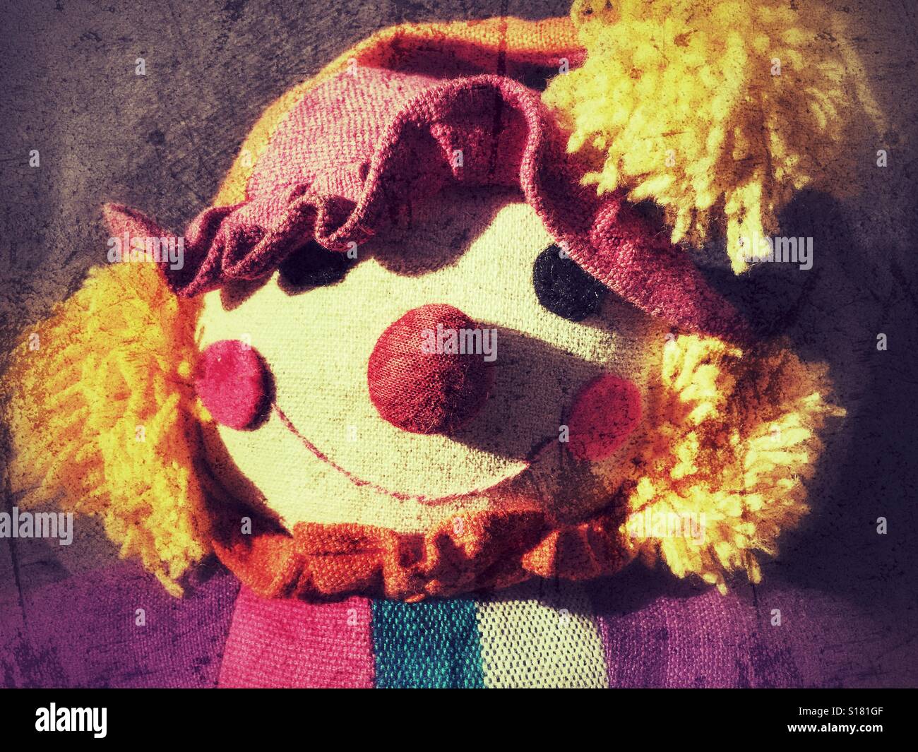 Face clown hi-res stock photography and images - Alamy
