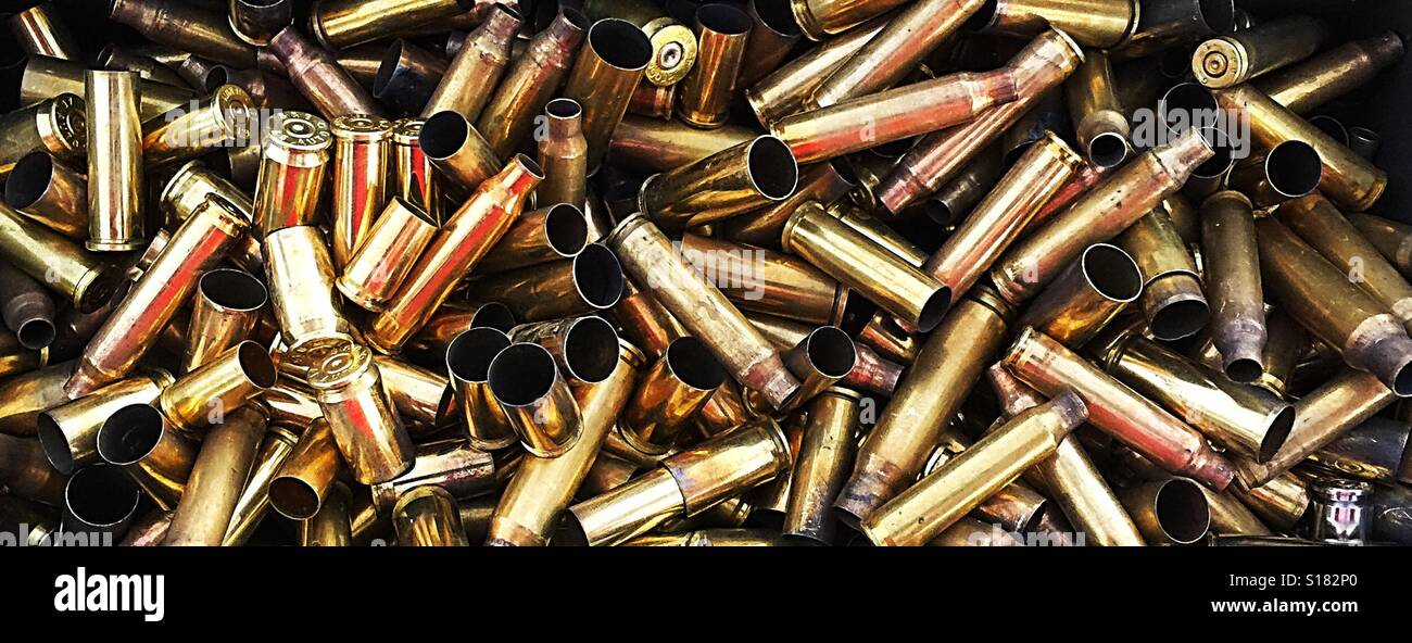 Brass shells hi-res stock photography and images - Alamy