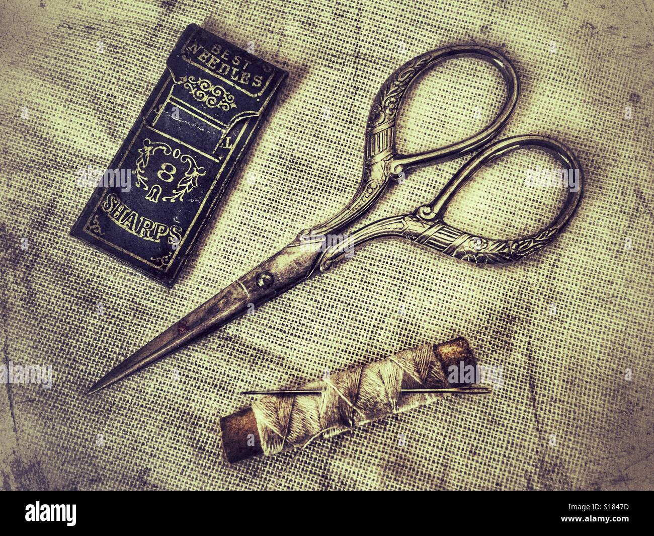 Needle packet hi-res stock photography and images - Alamy