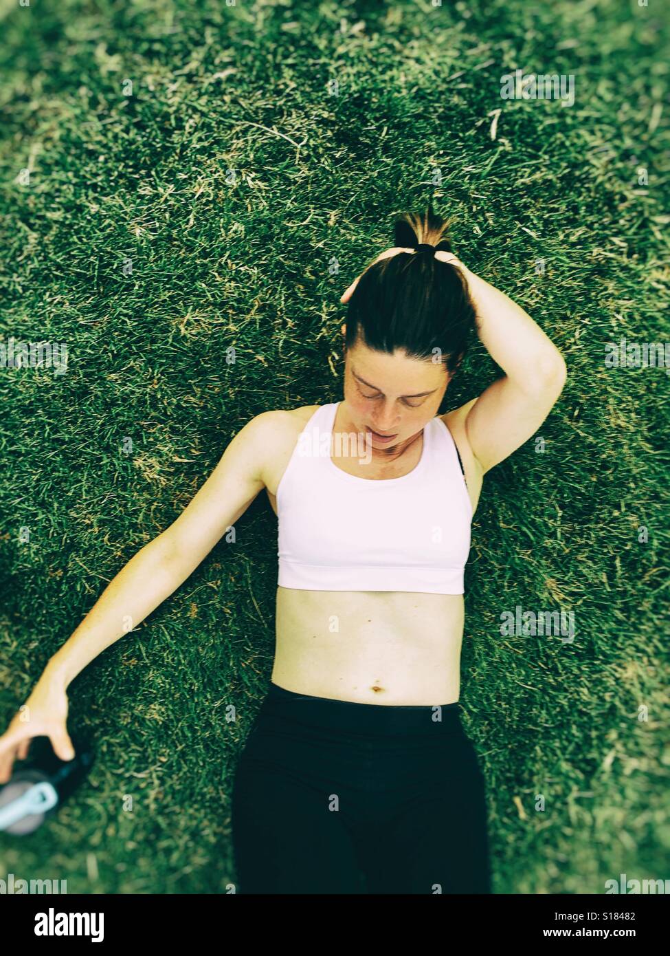 Keep fit woman hi-res stock photography and images - Alamy