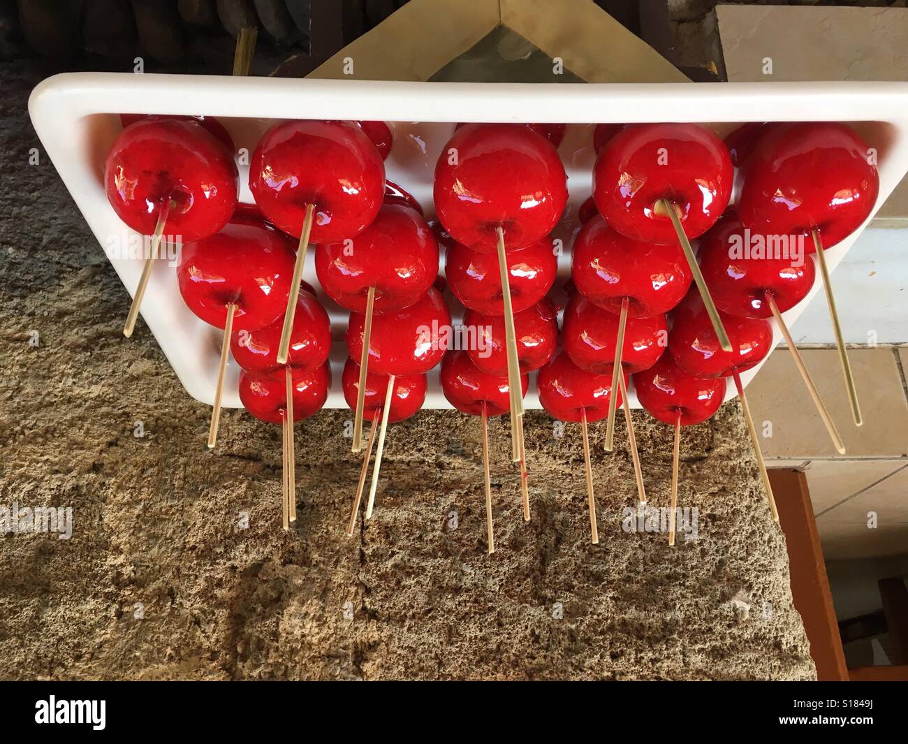Candyapples hi-res stock photography and images - Alamy