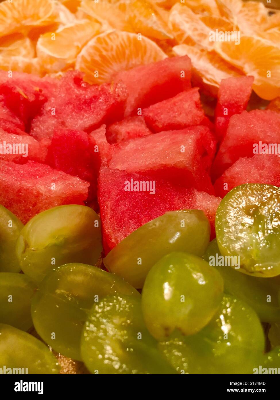 Mixed cut fruits hi-res stock photography and images - Alamy