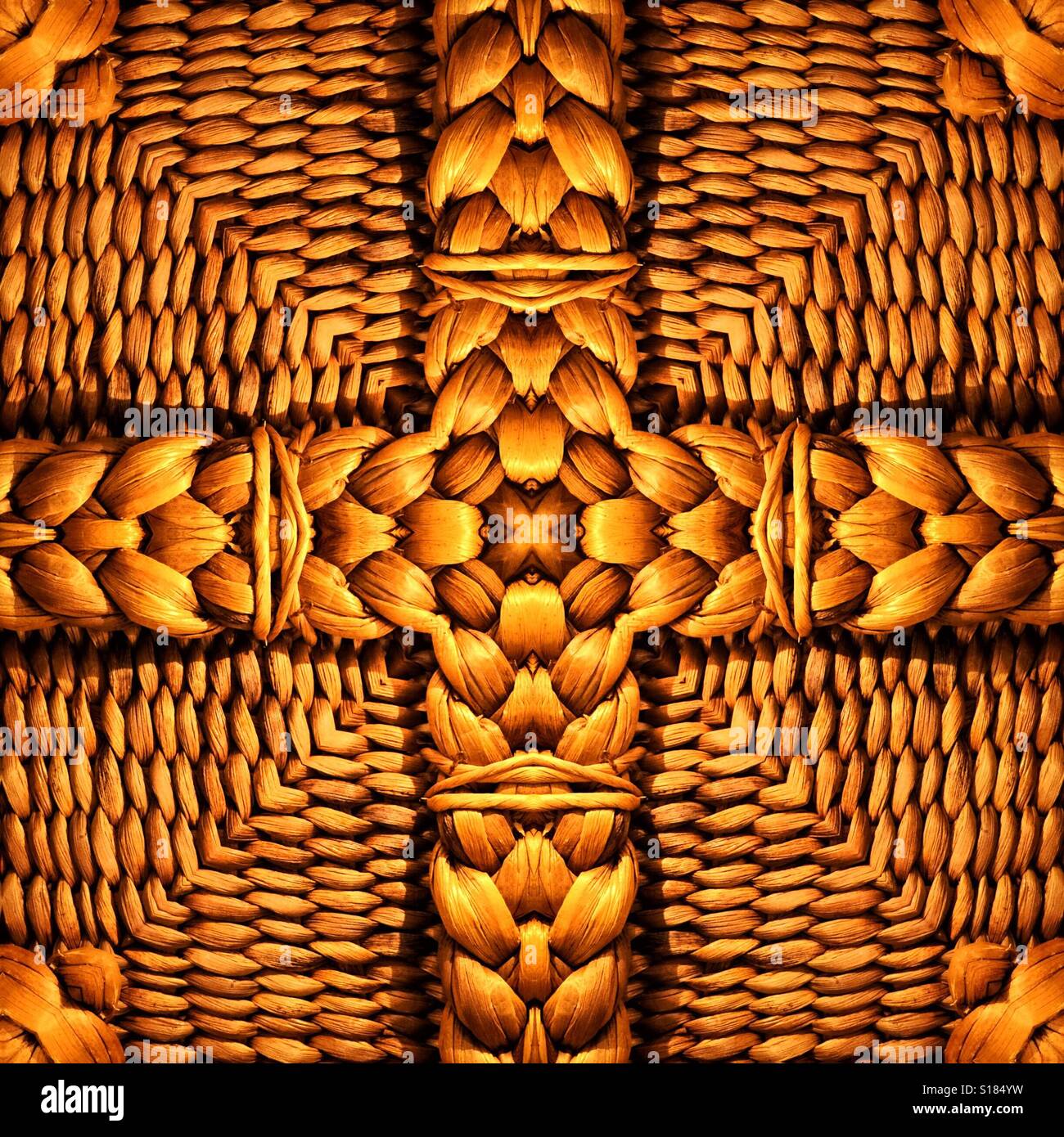 Basket weave design in the shape of a cross Stock Photo - Alamy