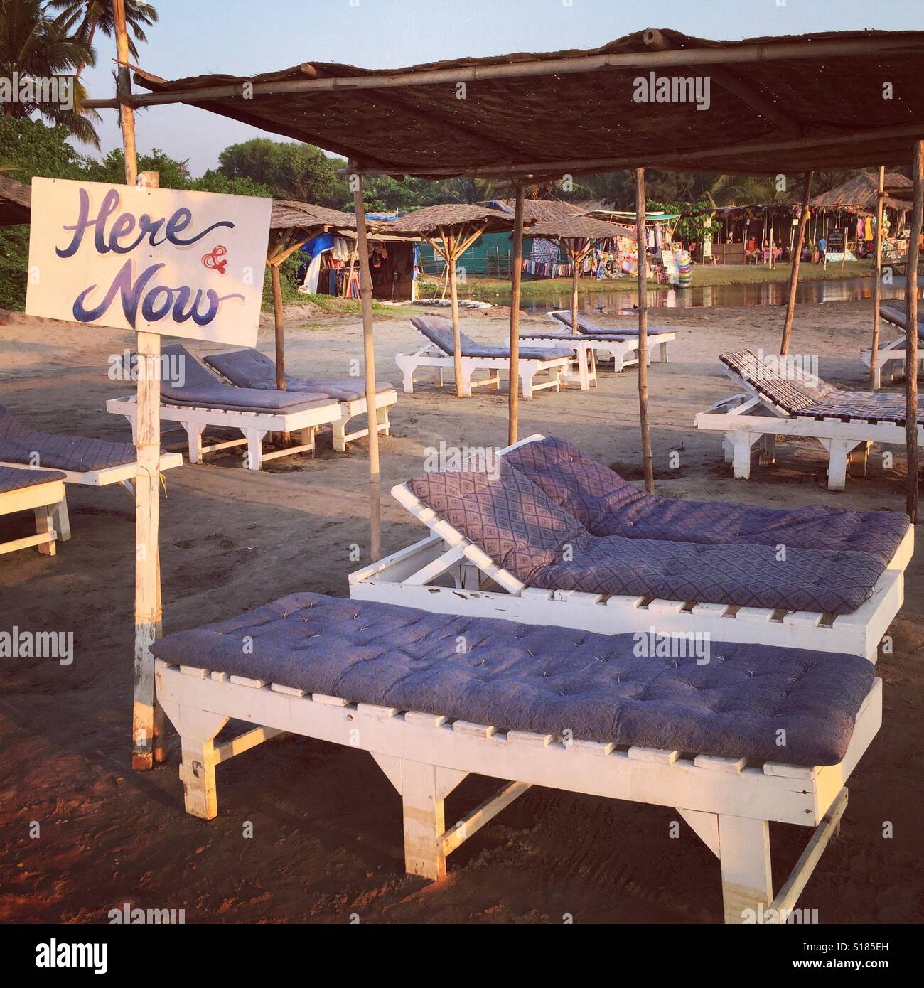 Beach shack goa hi-res stock photography and images - Alamy