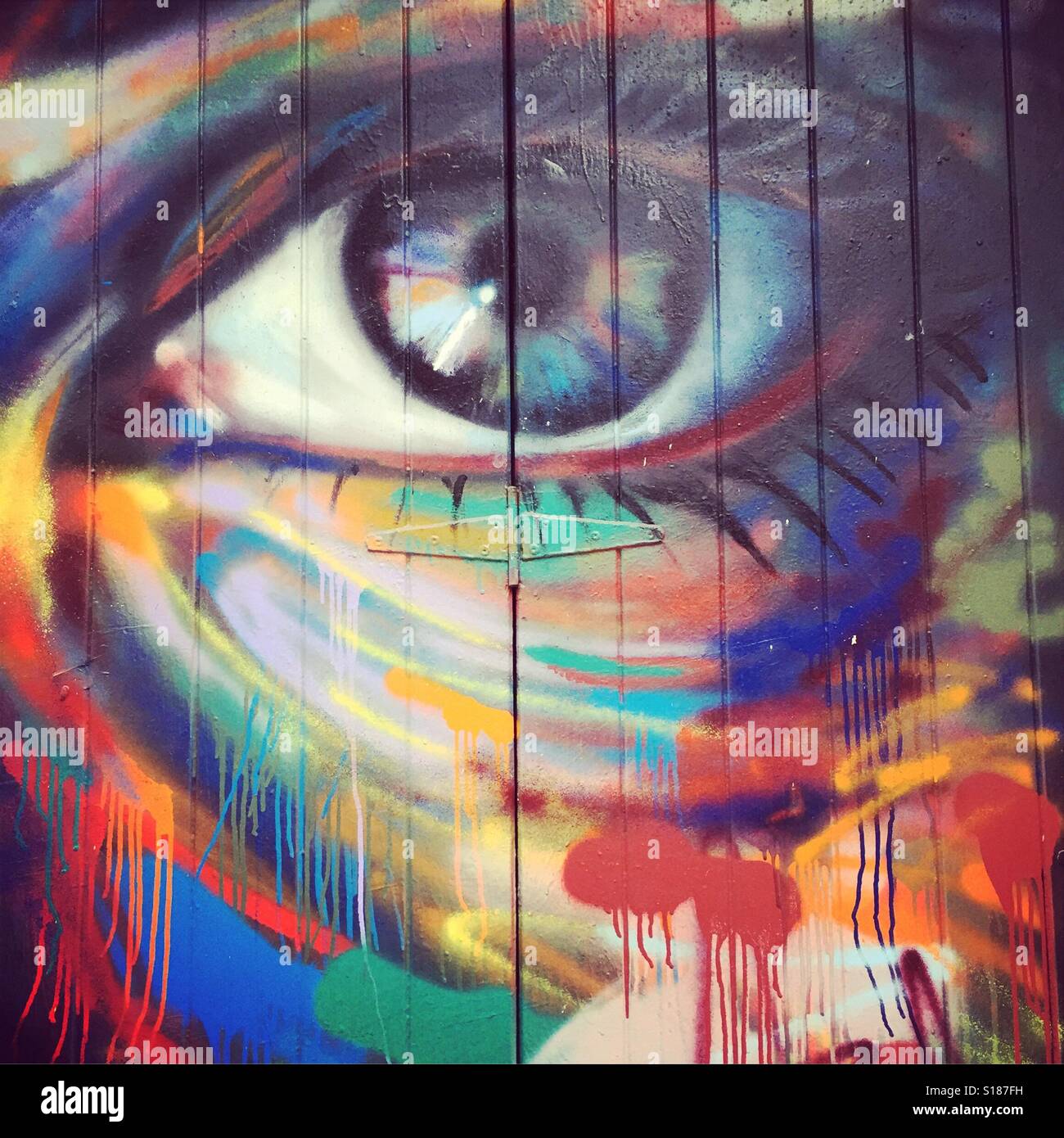 Eye graffiti hi-res stock photography and images - Alamy