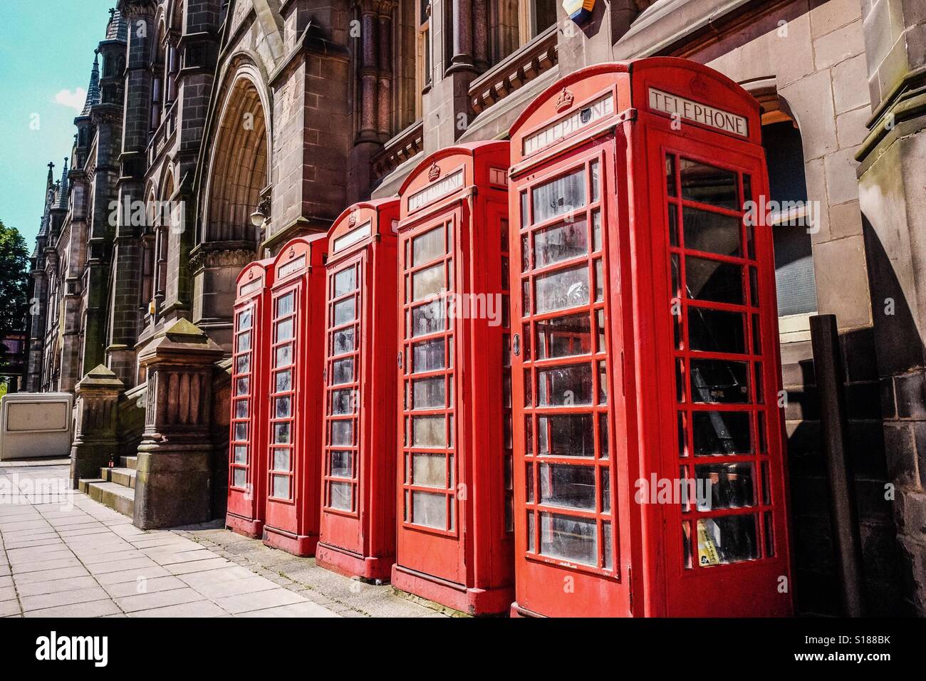 Row of booths hi-res stock photography and images - Alamy