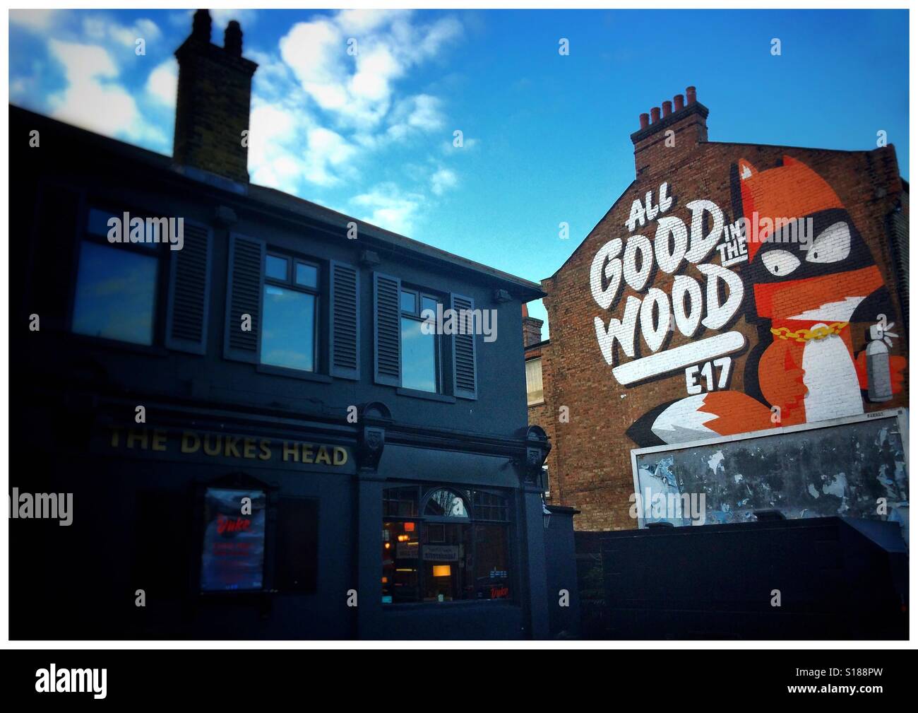 Graffiti advert hi-res stock photography and images - Alamy