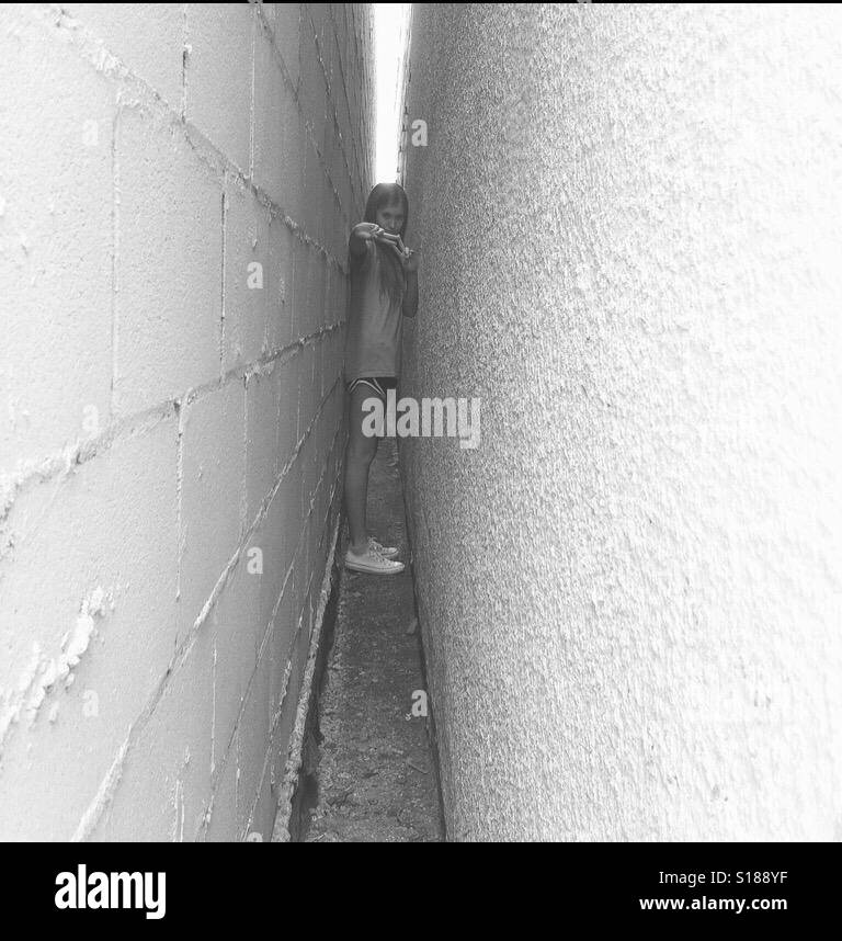 Trapped girl hi-res stock photography and images - Alamy