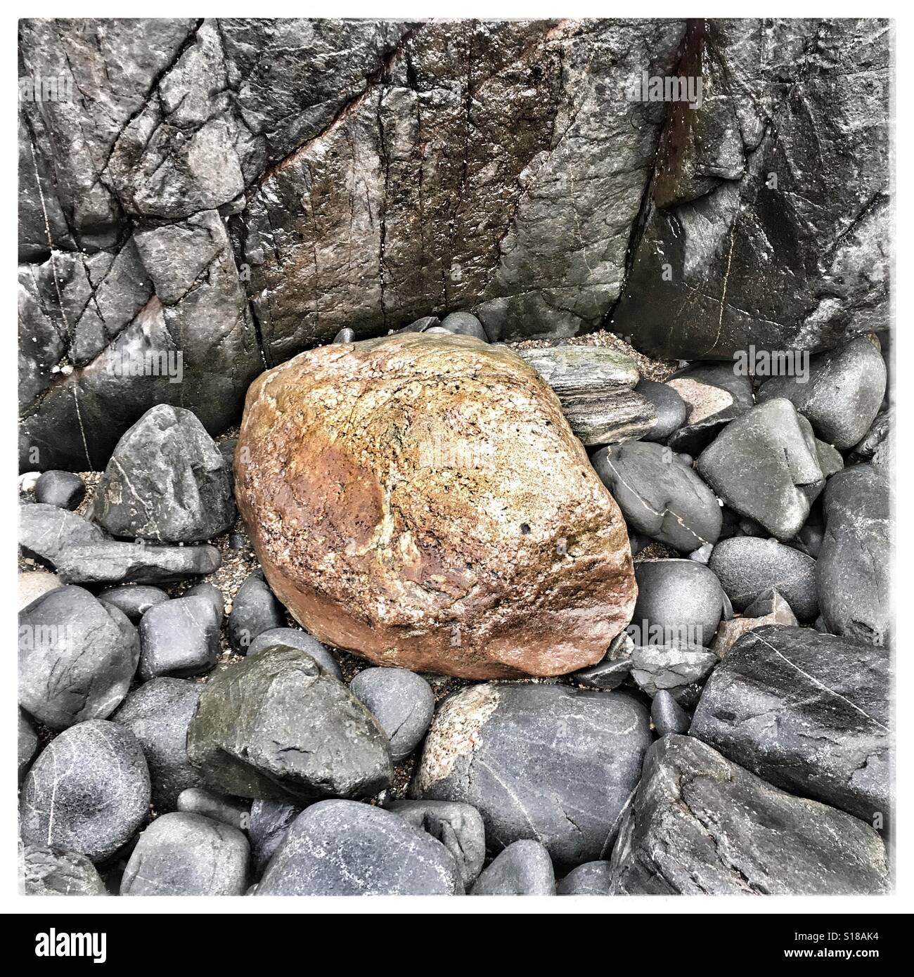 Gold rock hi-res stock photography and images - Alamy