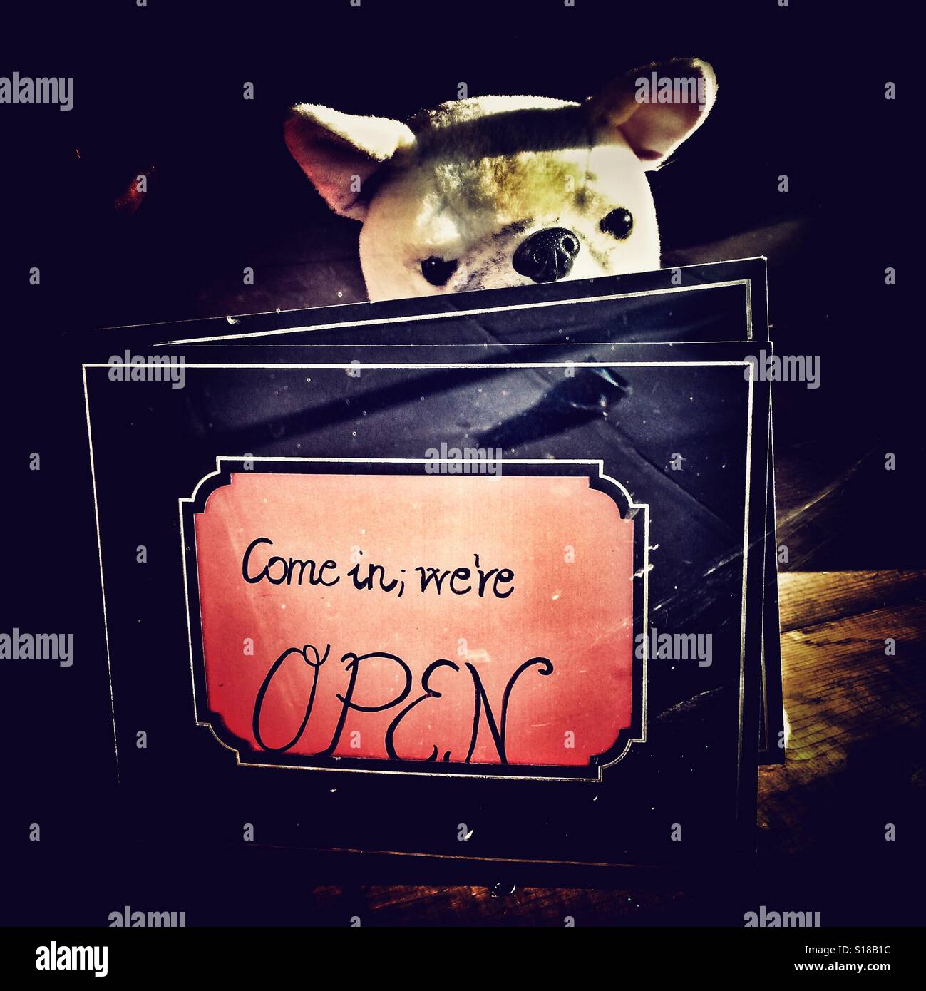 Cute shop open sign hi-res stock photography and images - Alamy