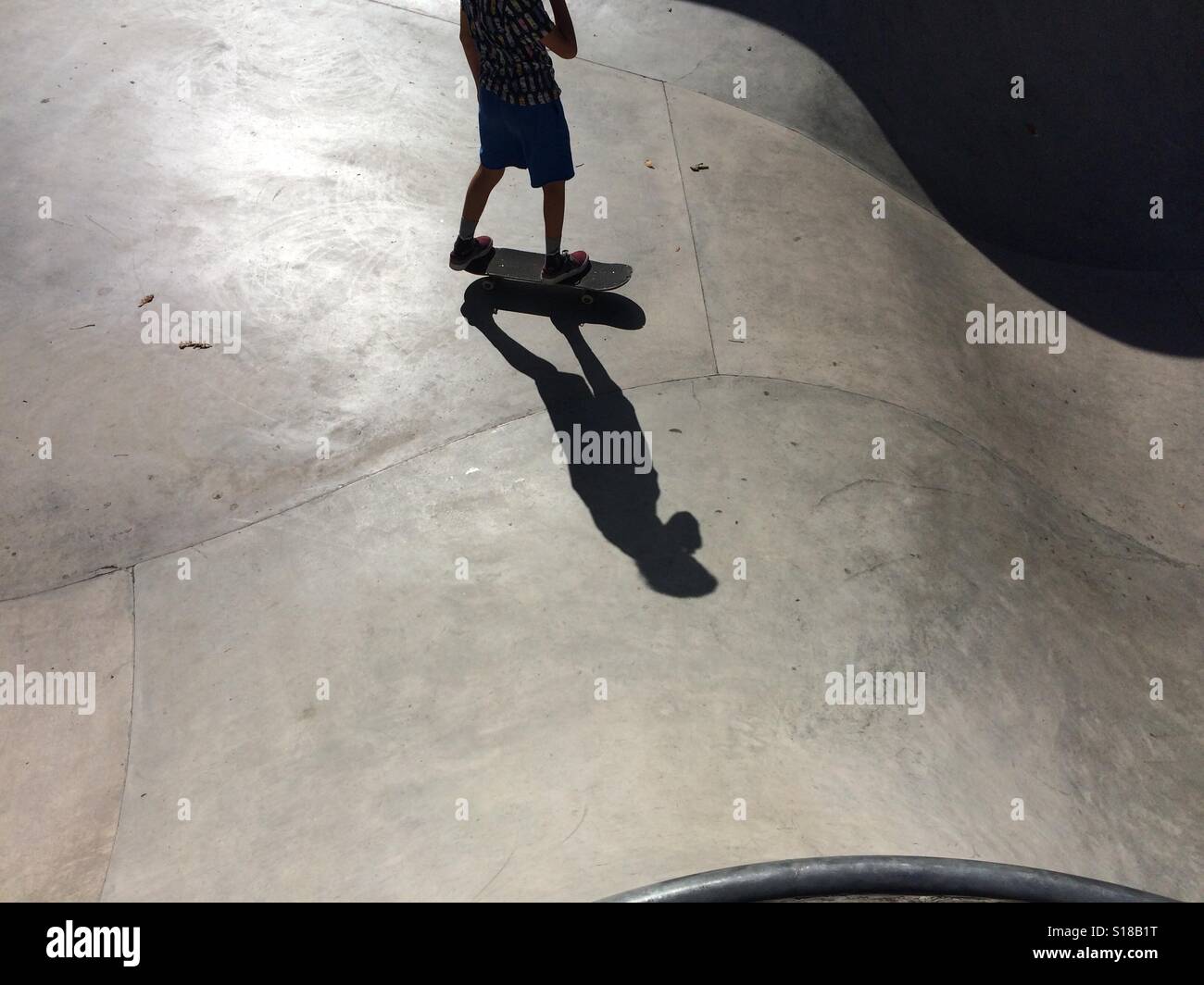 Shadow at park hi-res stock photography and images - Alamy