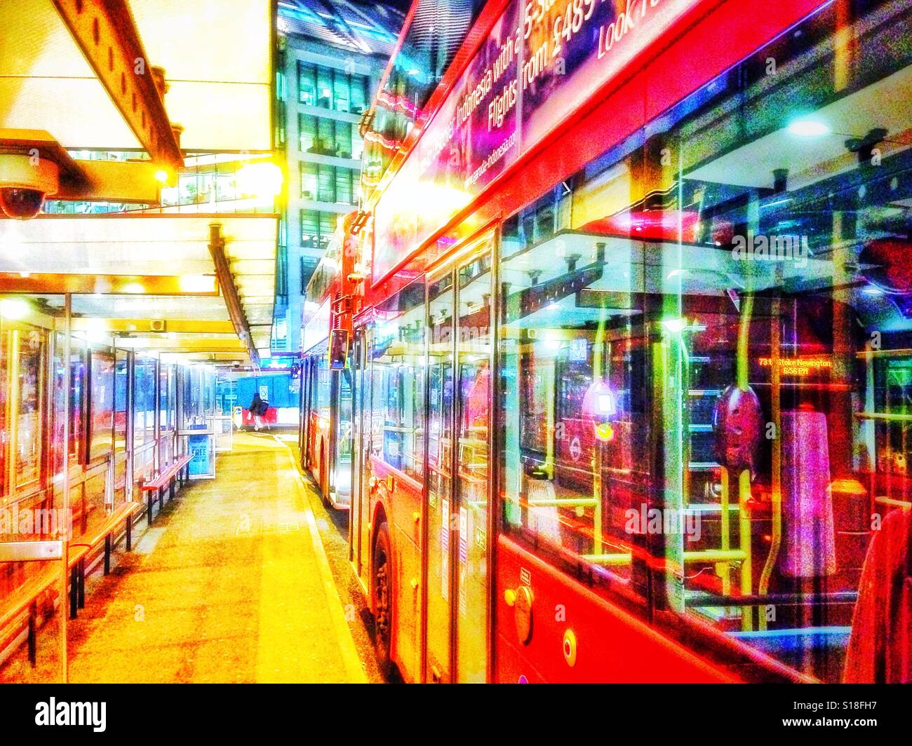 Bus stop at Victoria station Stock Photo - Alamy